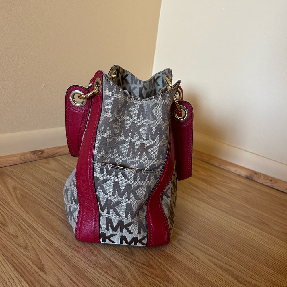 Michael Kors Purse, Mk Logo, Red Leather Handles - Gem